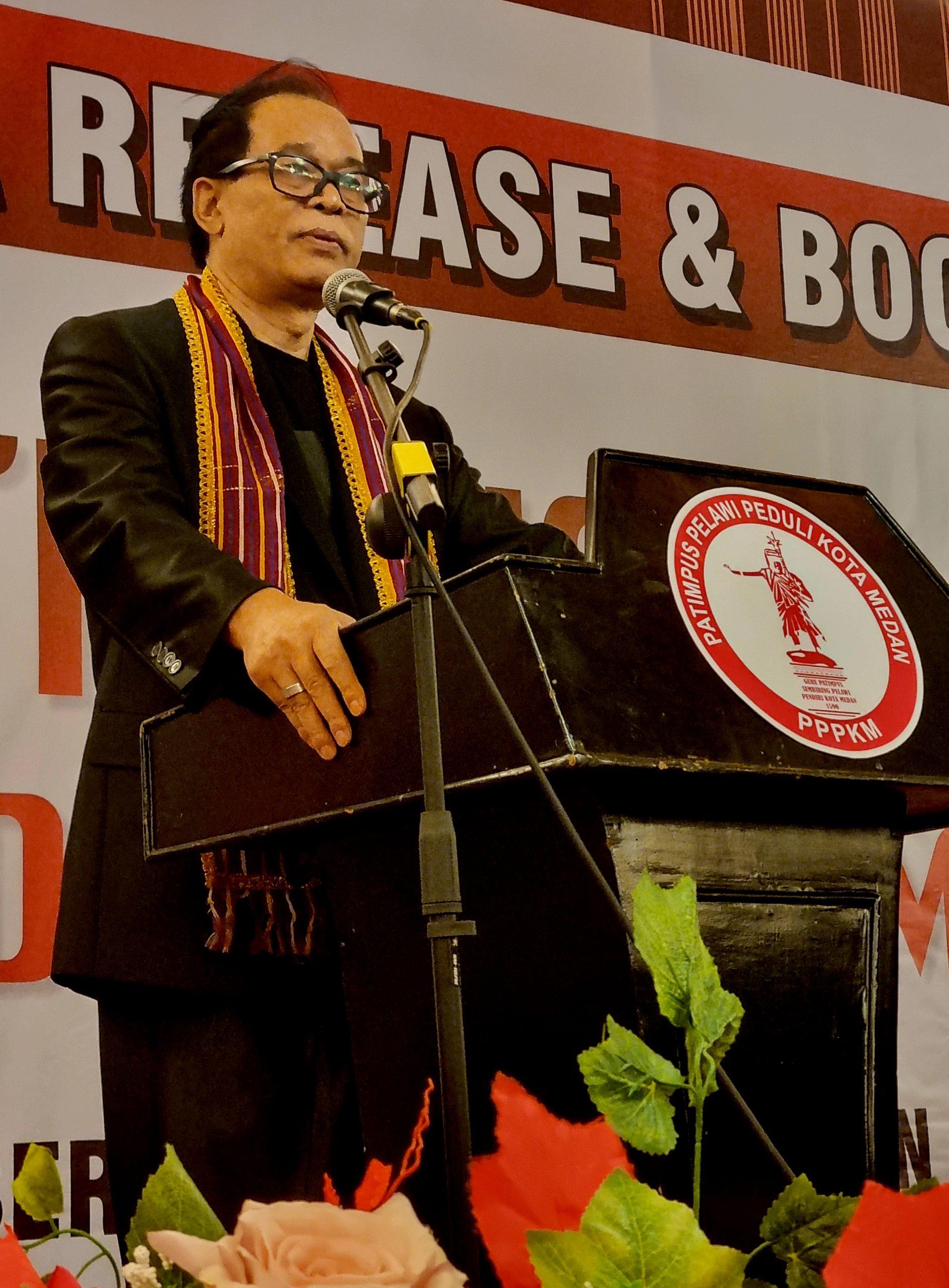KEADILAN — Lestarikan Ajaran Pendiri Kota Medan, Buku Bunga Rampai Guru ...