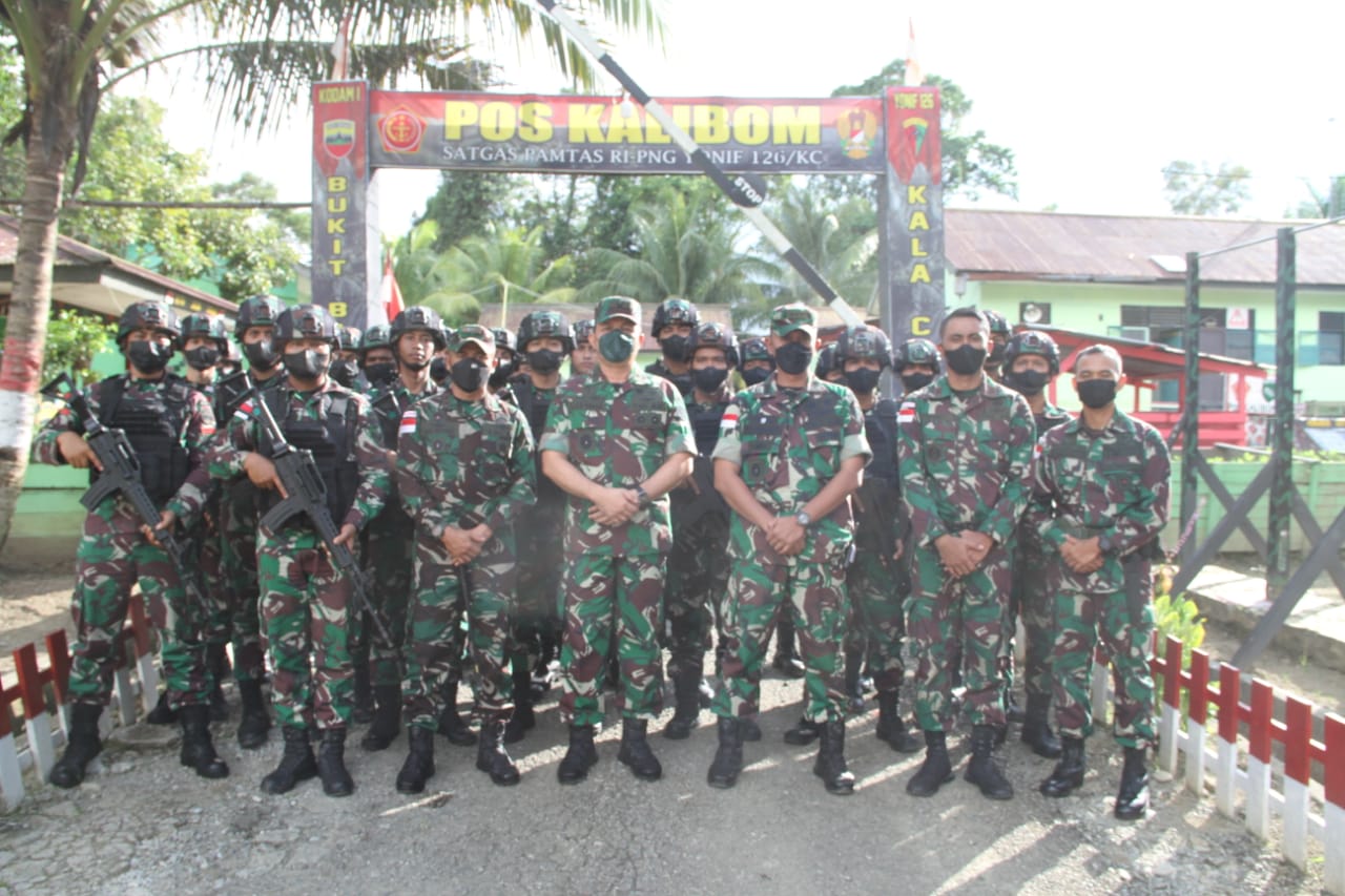 KEADILAN — Waasops Kasad Kunjungi Satgas Pamtas RI-PNG Yonif 126/KC Di Perbatasan Papua